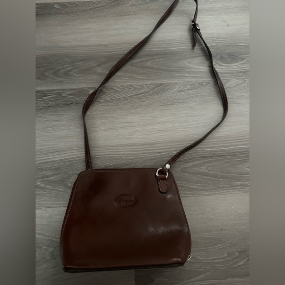 Vera Pelle | Bags | Vintage Vera Pelle Brown Genuine Leather Crossbody ...